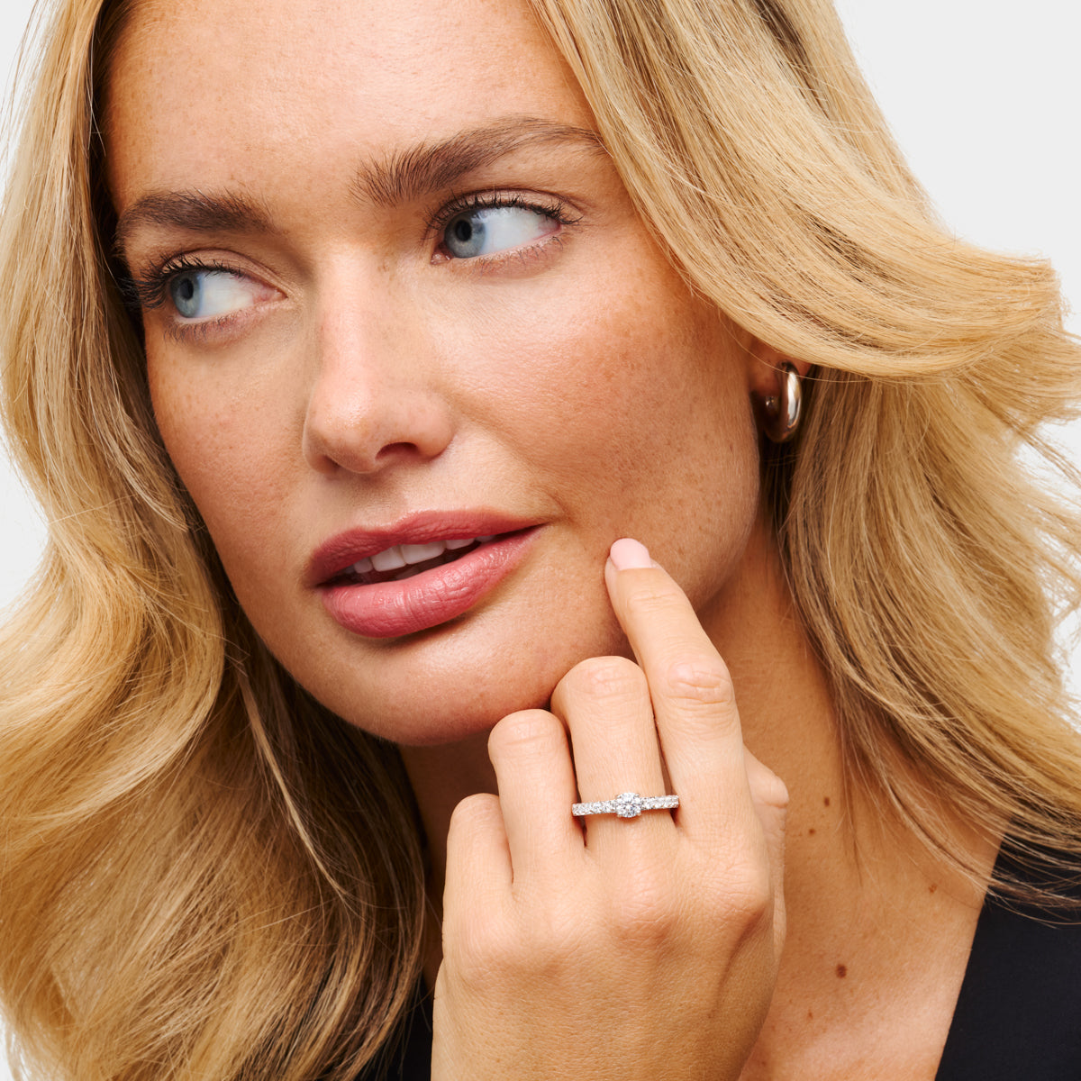 Spotlight Crystal Band Ring (Silver) – Abbott Lyon