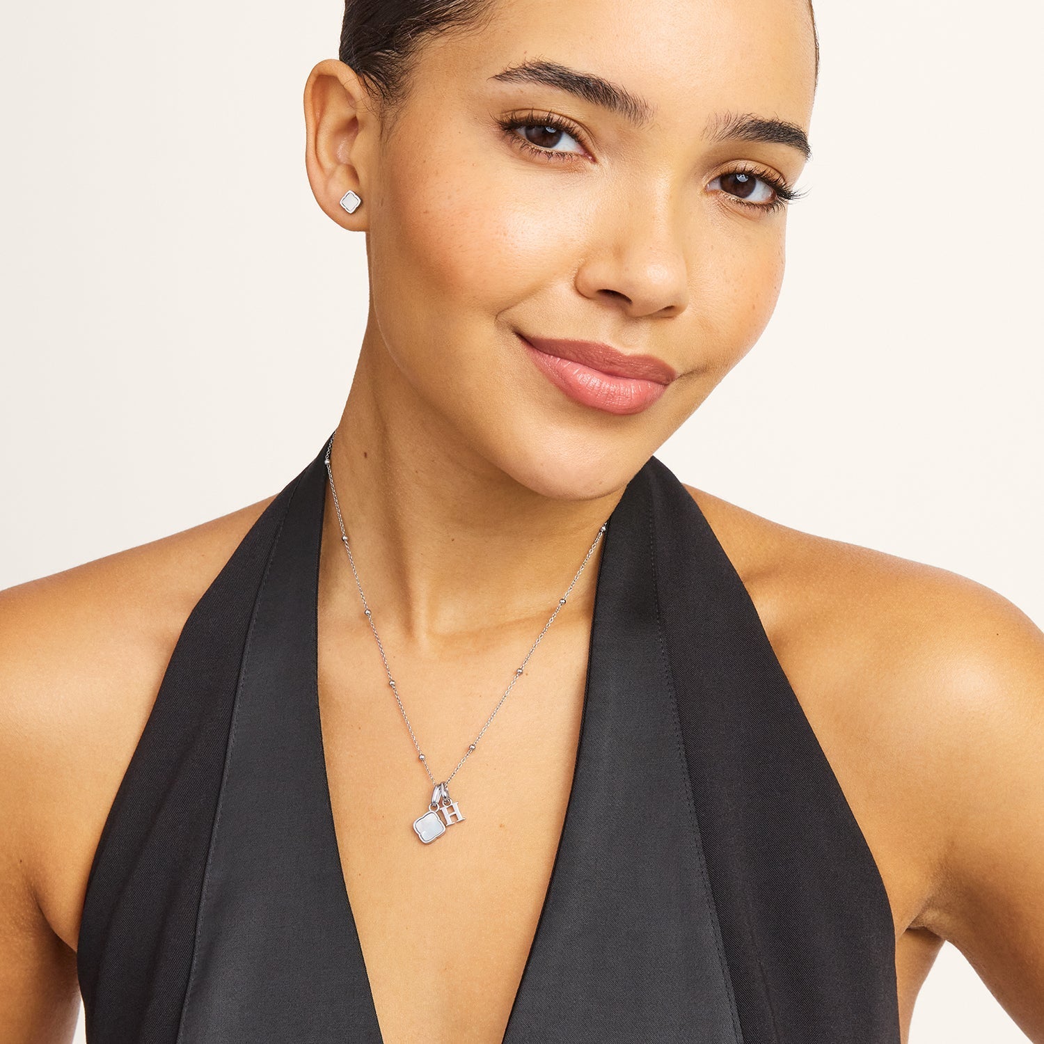 Pearl Clover Necklace (Silver) – Abbott Lyon